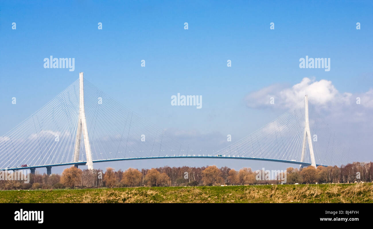 French structures hi-res stock photography and images - Alamy