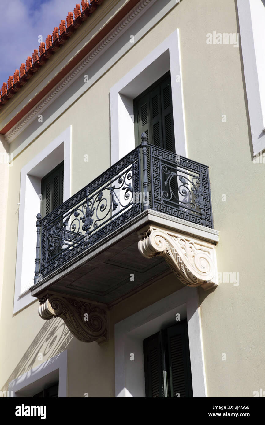 Railing handrail hi-res stock photography and images - Alamy