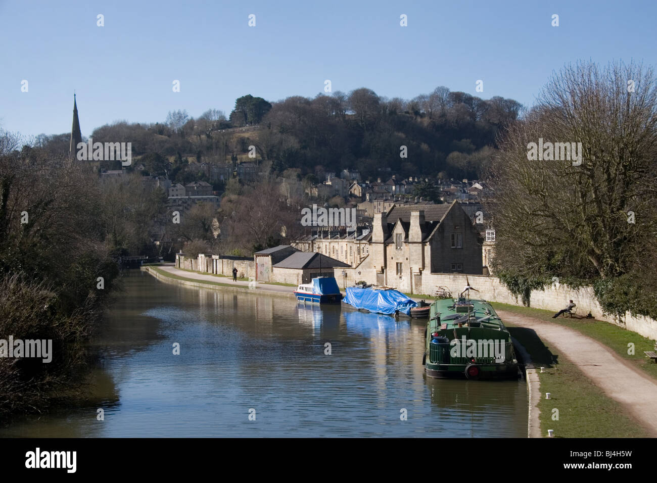 A stretch of the Kennet and Avon Canal, at Widcombe, Bath, Somerset,UK ...