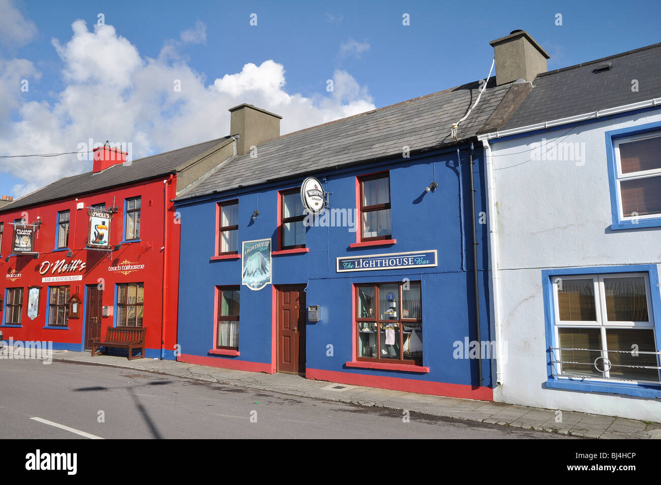 Pub west cork hi-res stock photography and images - Alamy