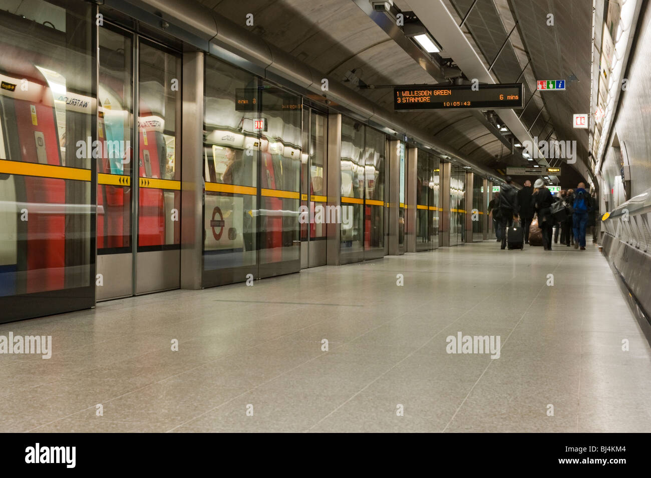 Exiting london underground station hi-res stock photography and images ...
