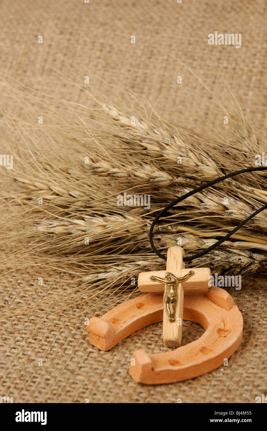 Christian cross wheat hi-res stock photography and images - Alamy