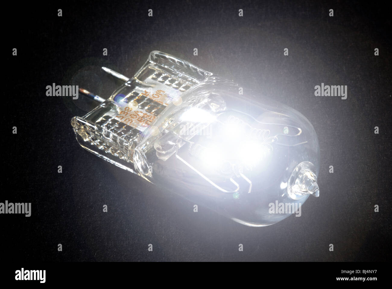 Halogen light bulb lit hi-res stock photography and images - Alamy
