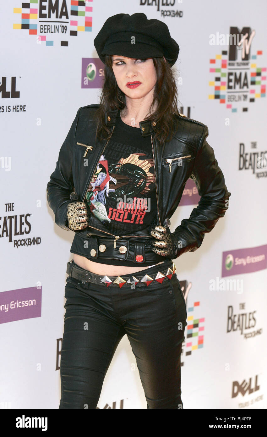 Actress singer juliette lewis juliette hi-res stock photography and ...