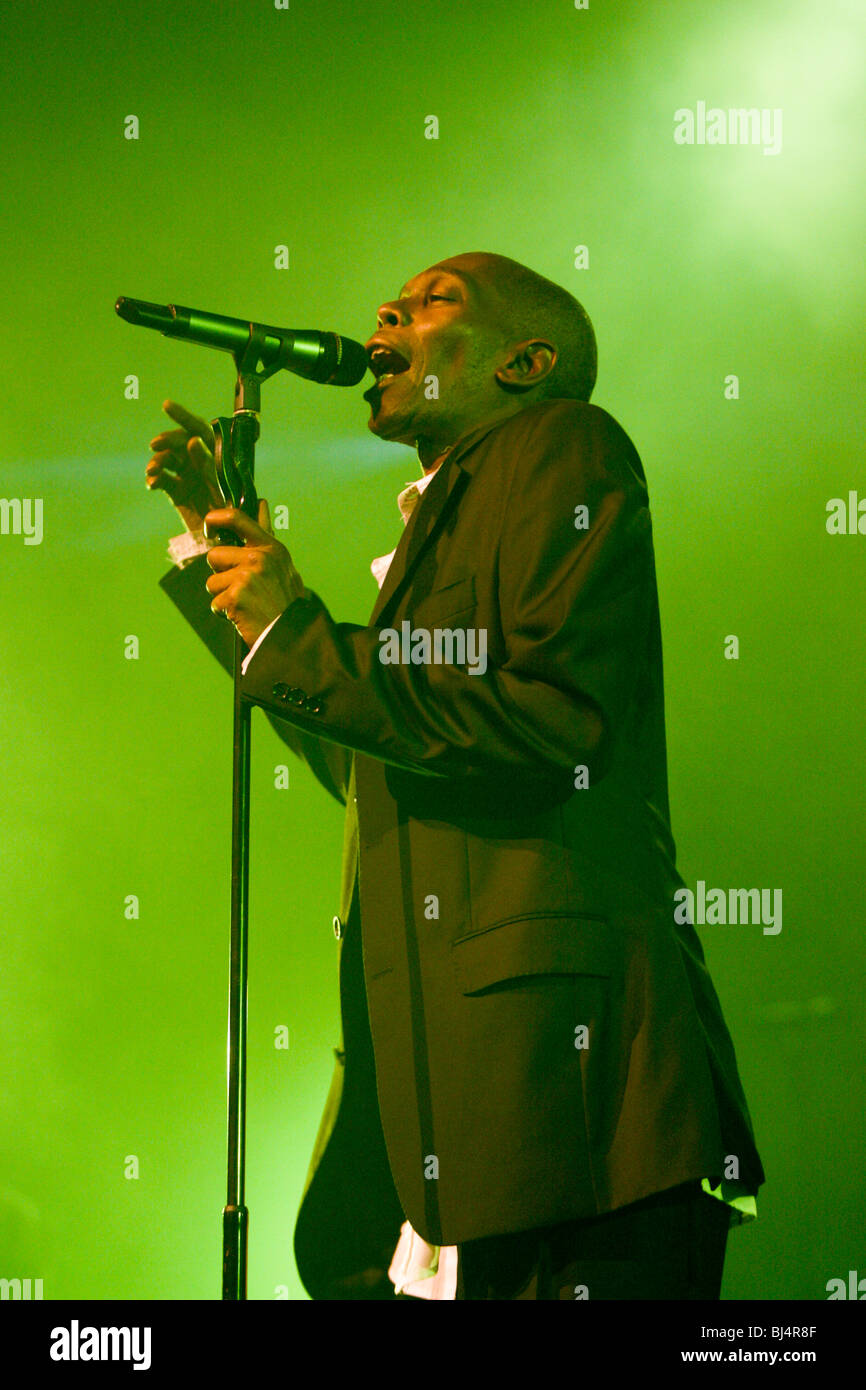 Maxi Jazz, singer and frontman of the British trip-hop-dance band ...
