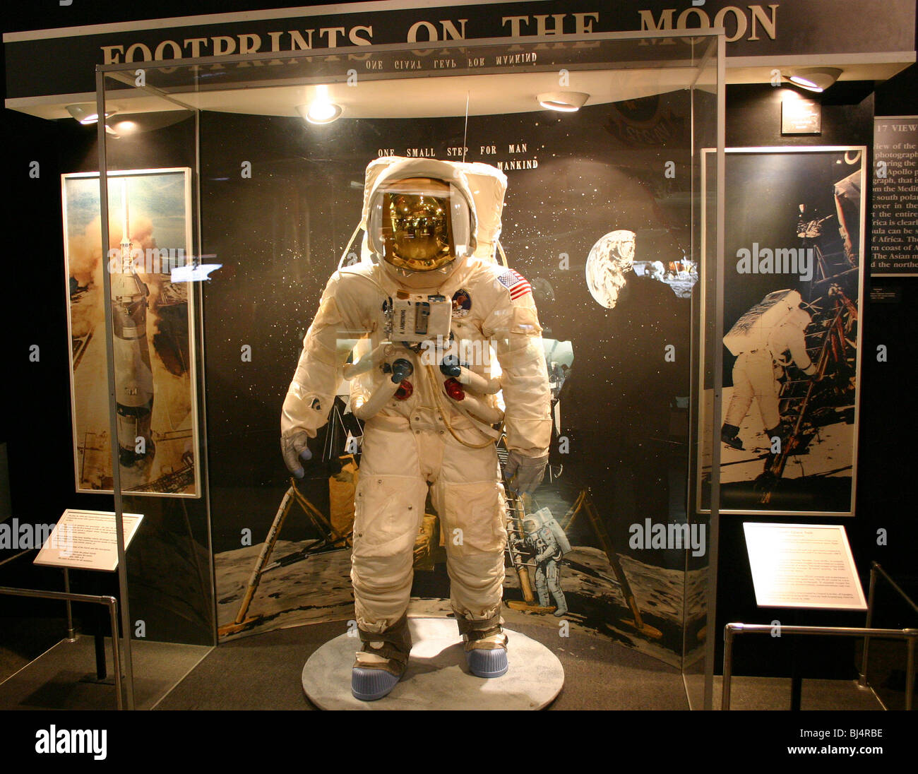 Apollo era astronaut hi-res stock photography and images - Alamy