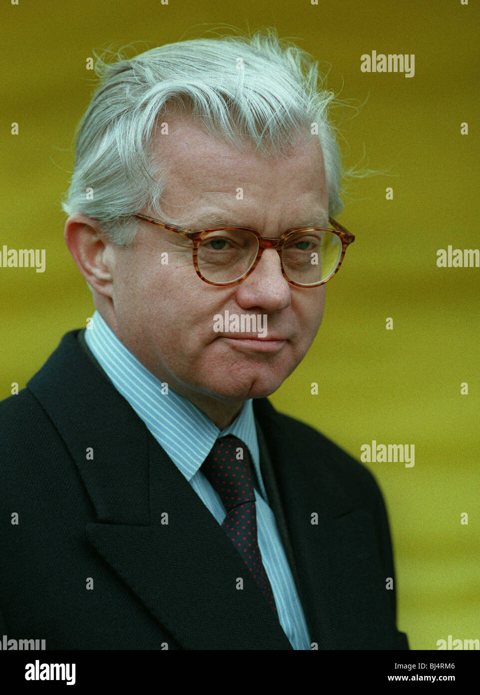 Express newspapers hi-res stock photography and images - Alamy