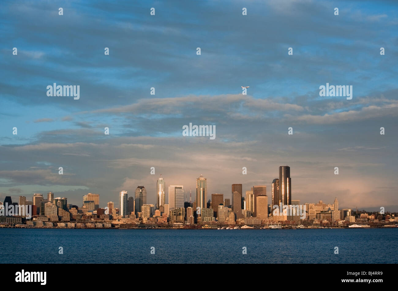 Seattle rain hi-res stock photography and images - Alamy