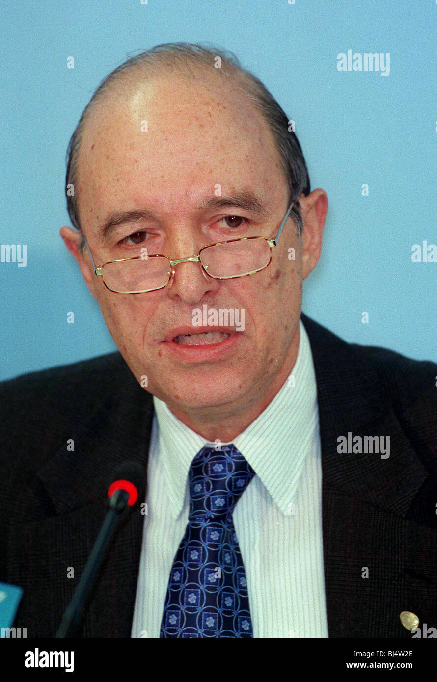 Simitis hi-res stock photography and images - Alamy