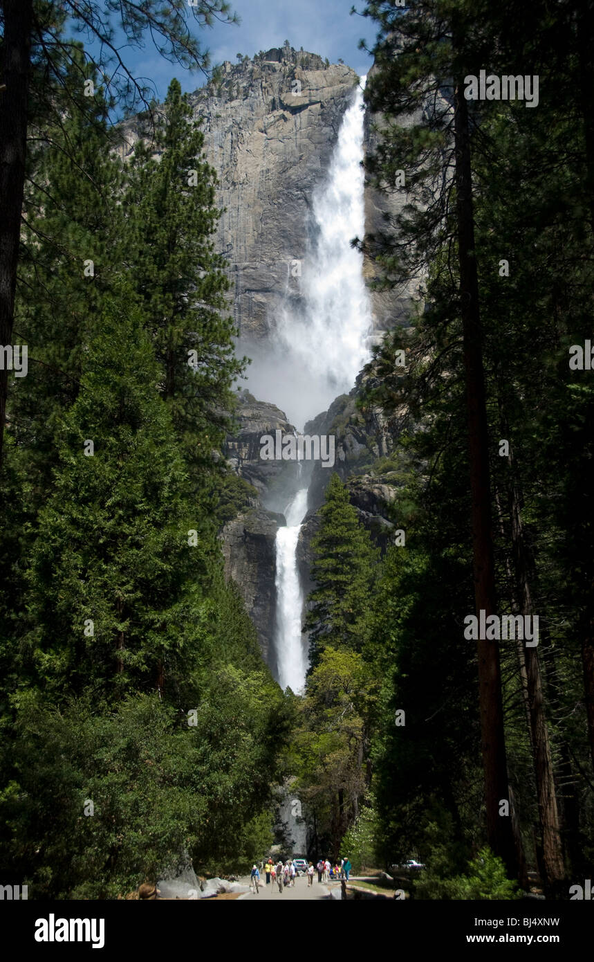 Upper and Lower Yosemite Falls, Yosemite National Park, California ...