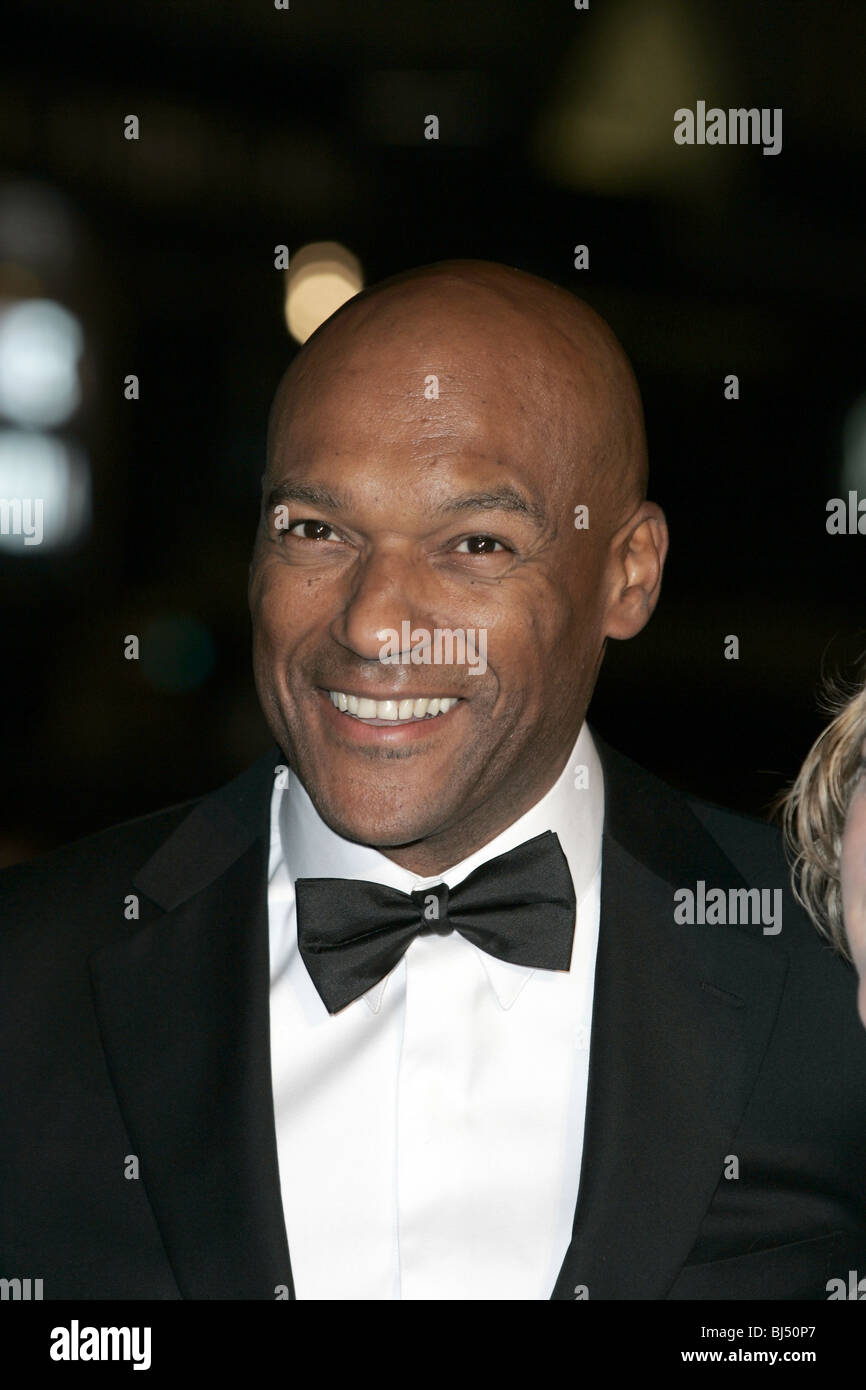 COLIN SALMON QUANTUM OF SOLACE FILM PREMIERE ODEON AND EMPIRE CINEMAS ...