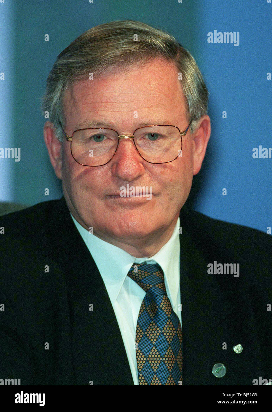JAMES BOLGER . PRIME MINISTER OF NEW ZEALAND 27 November 1995 Stock ...