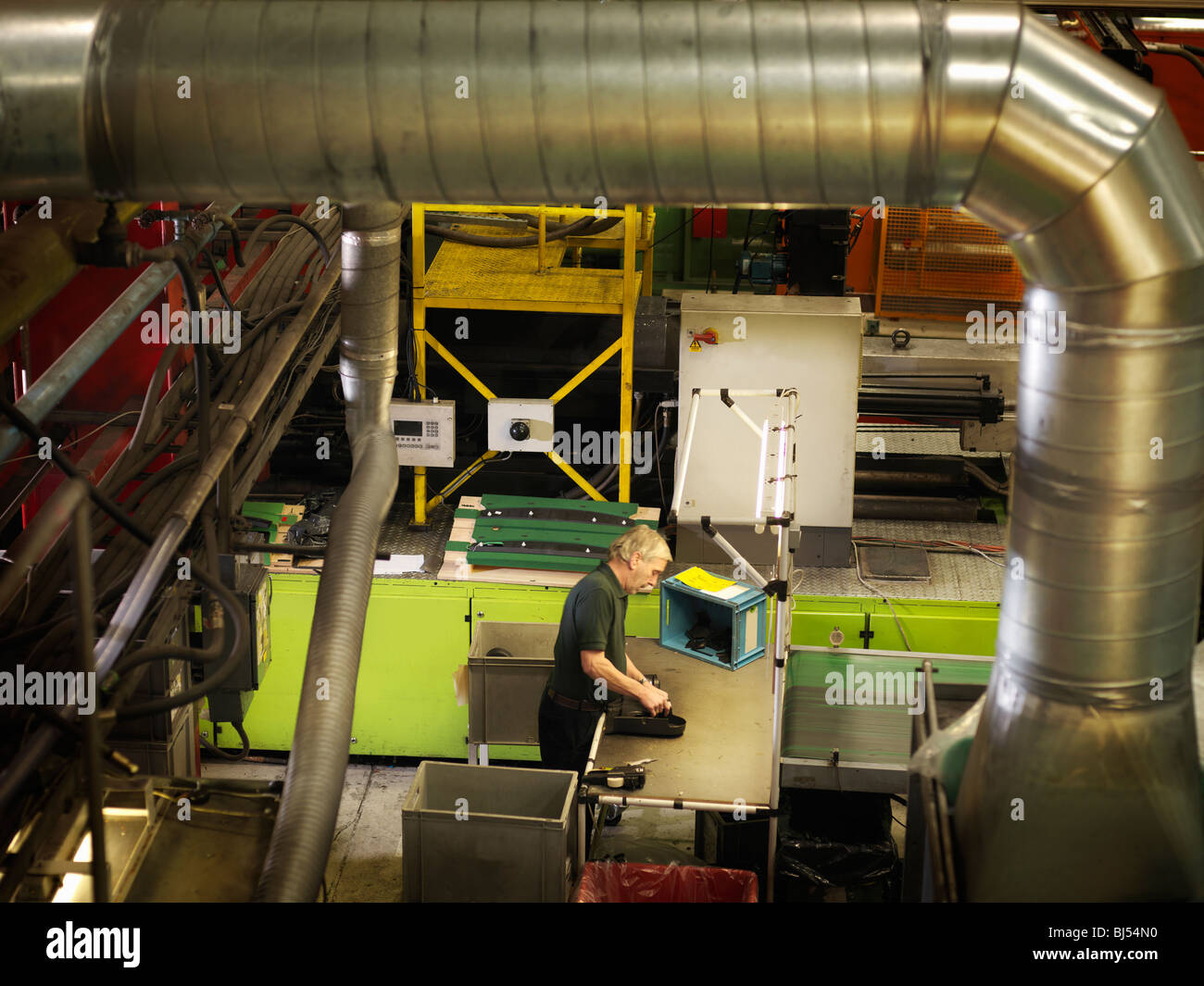Male factory worker hi-res stock photography and images - Alamy