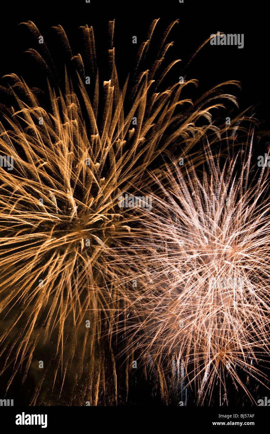 Night Sky With Fireworks High Resolution Stock Photography and Images ...