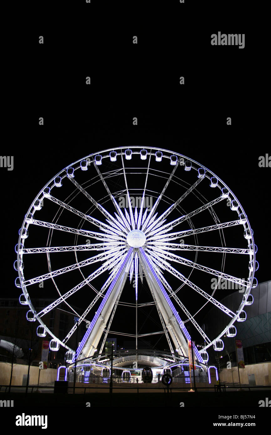 The Big Wheel At Night, King's Dock Liverpool, Merseyside, England, UK ...