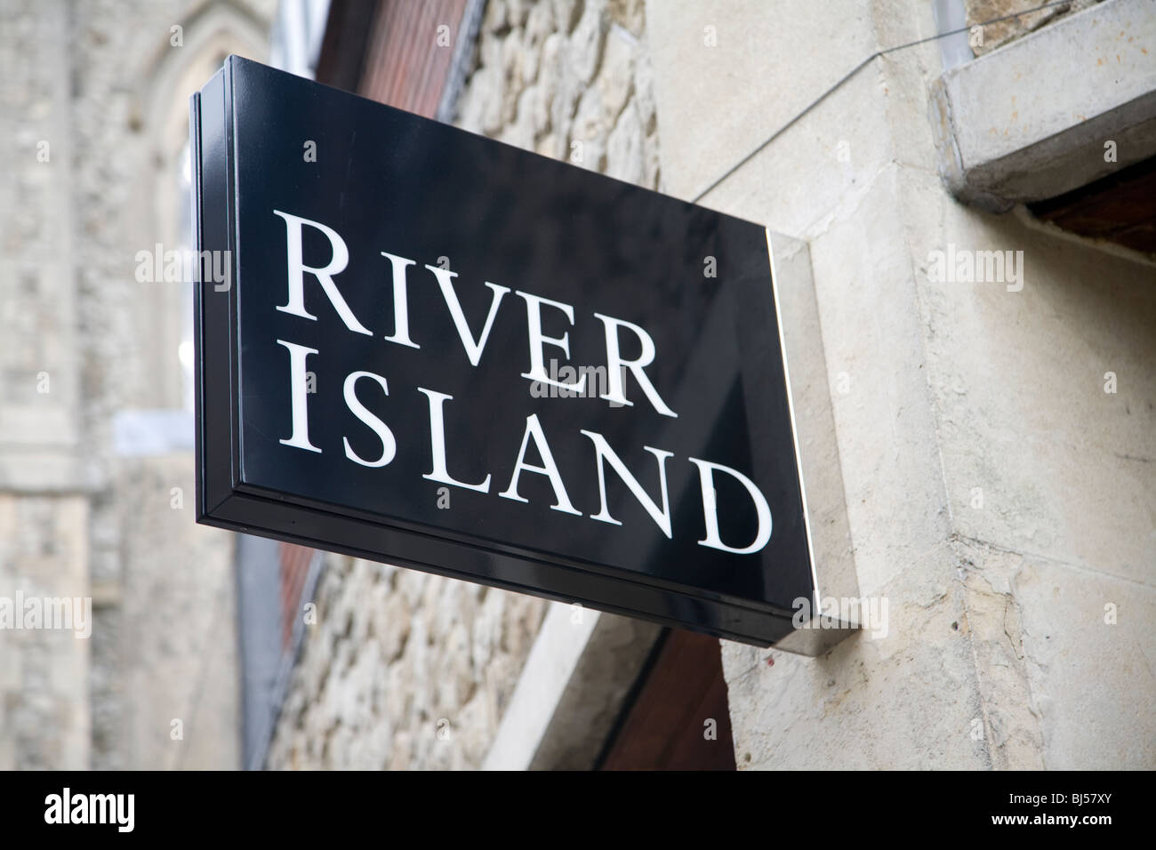 River Island Logo
