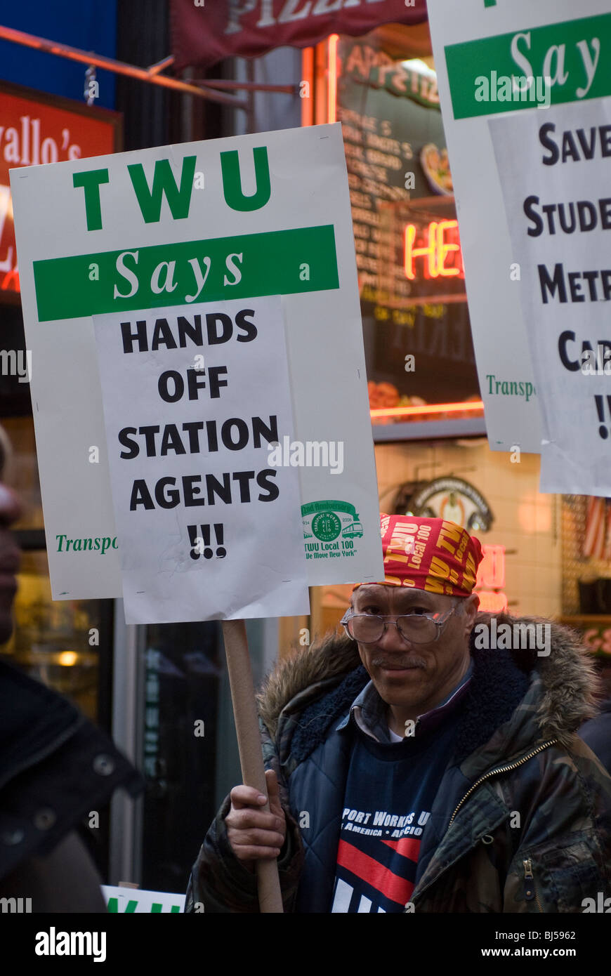 Union protest signs hi-res stock photography and images - Alamy