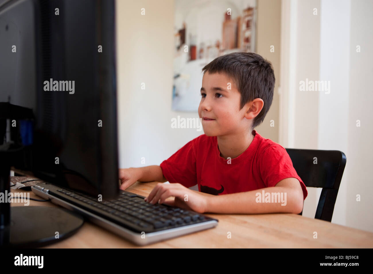 little boy at the computer Stock Photo - Alamy