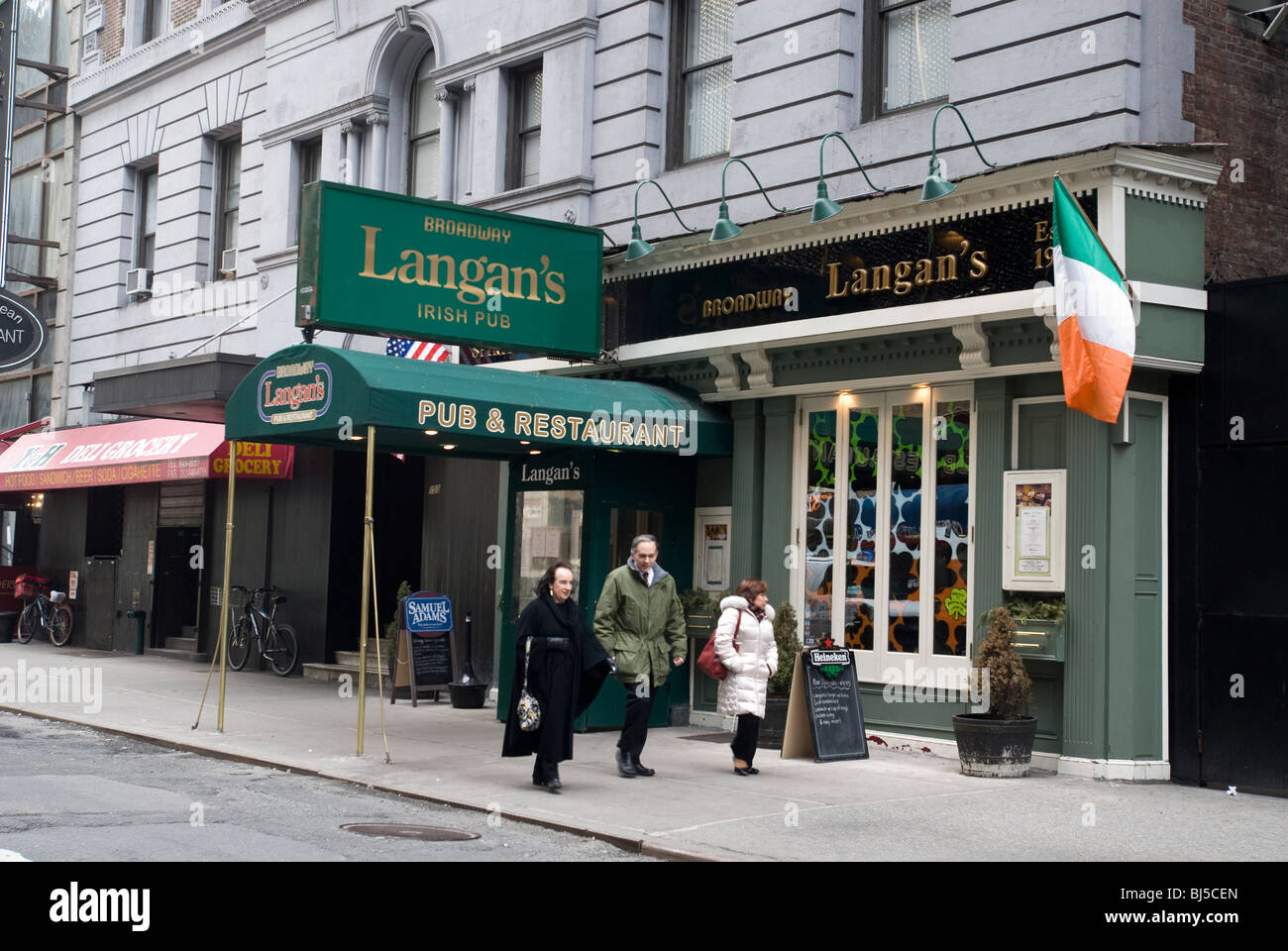 Langans hi-res stock photography and images - Alamy