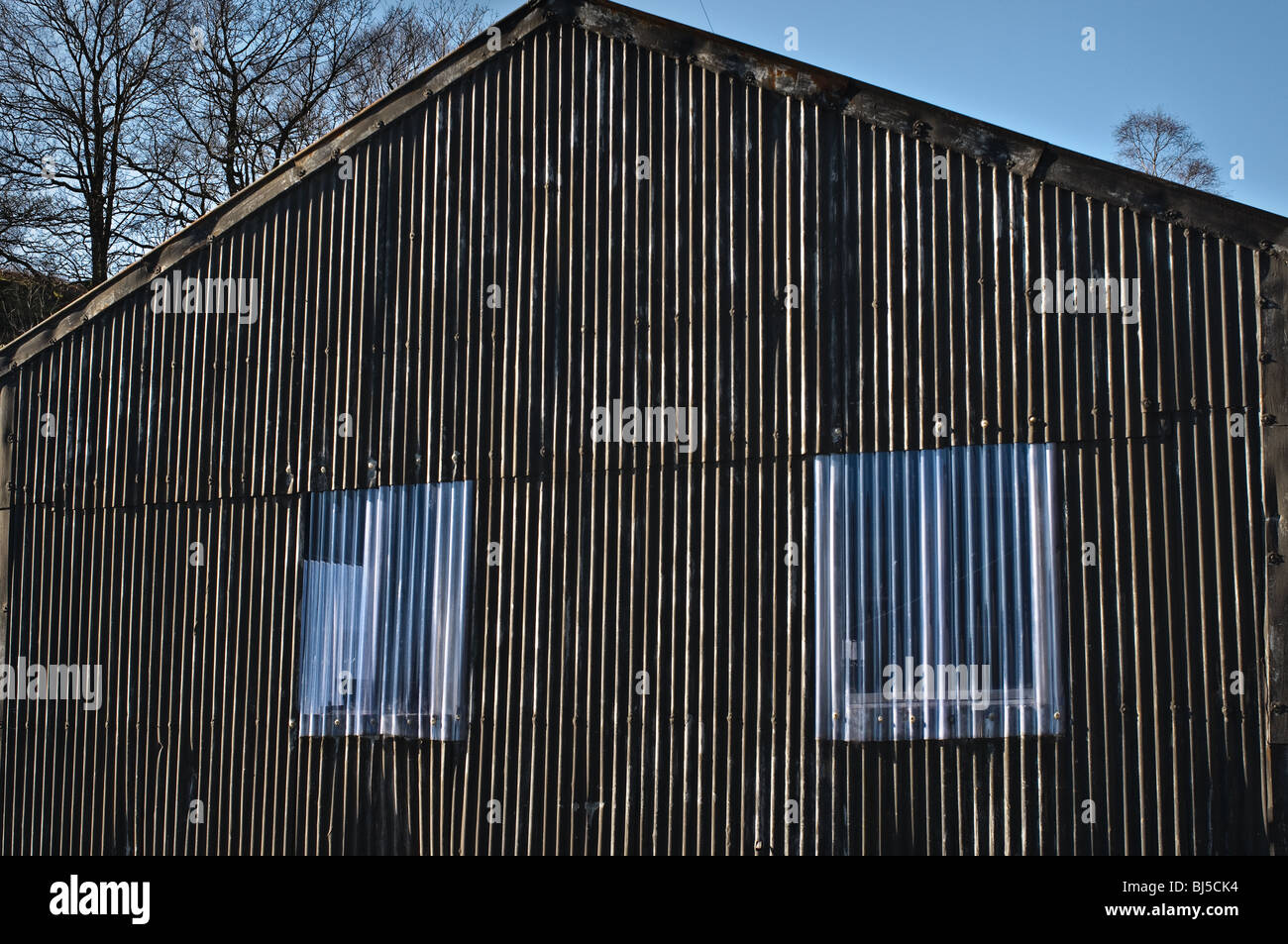 Corrugated iron building at Elterwater Quarry Slate Mine Stock Photo ...