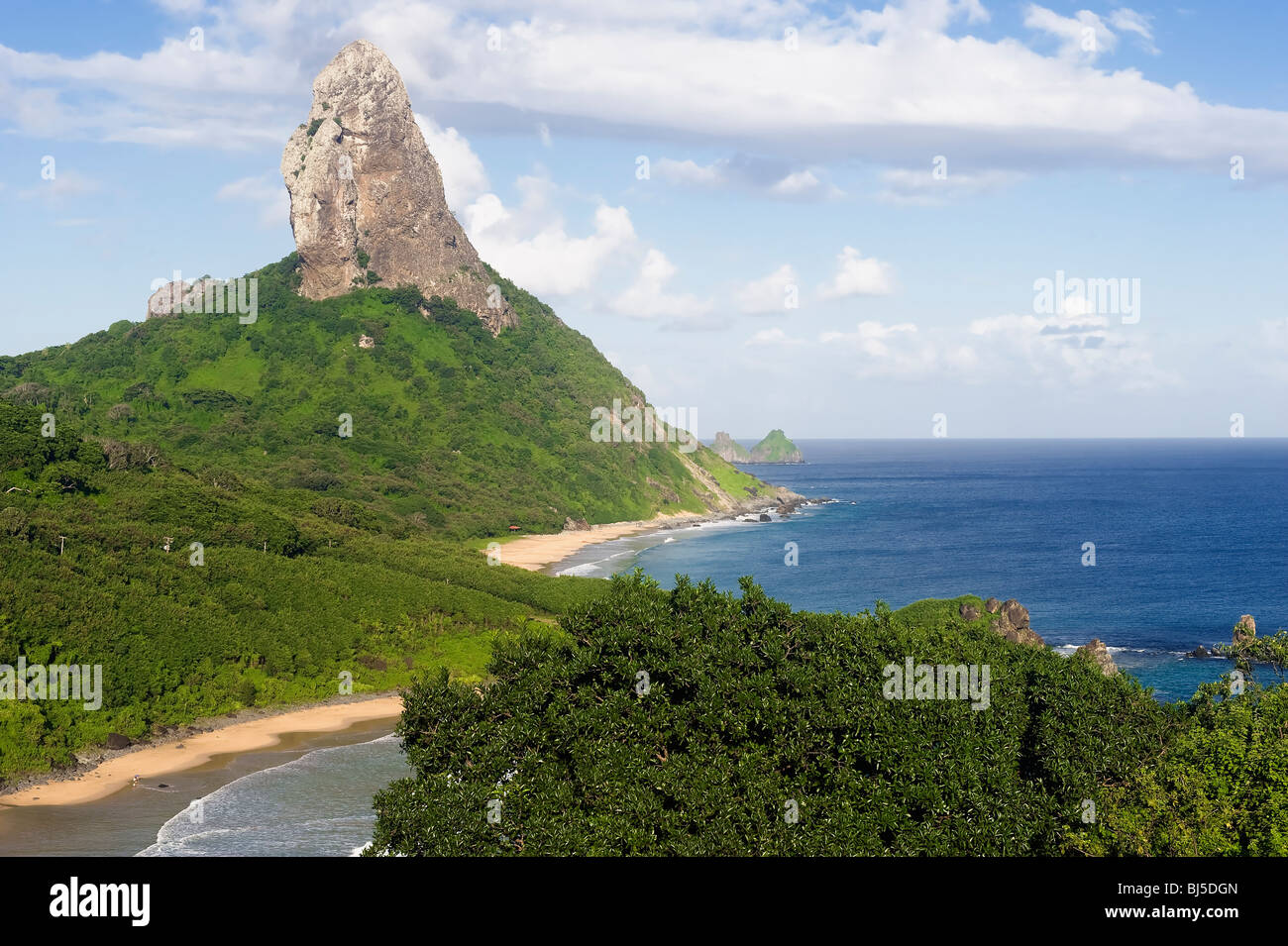 Morro do Pico, Fernando de Noronha National Marine Sanctuary ...