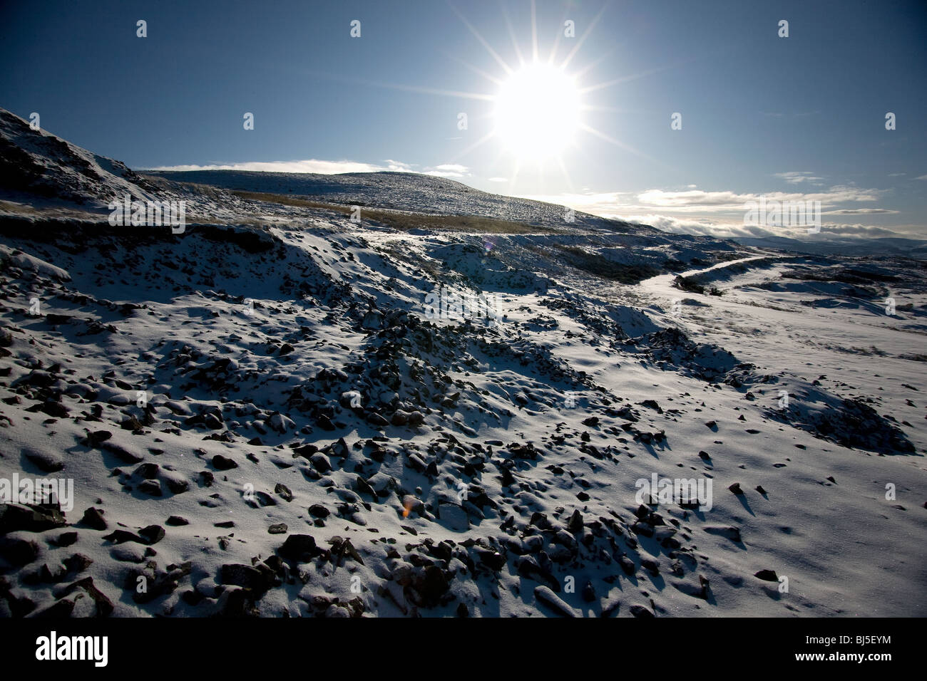 Welsh snowy hills hi-res stock photography and images - Alamy