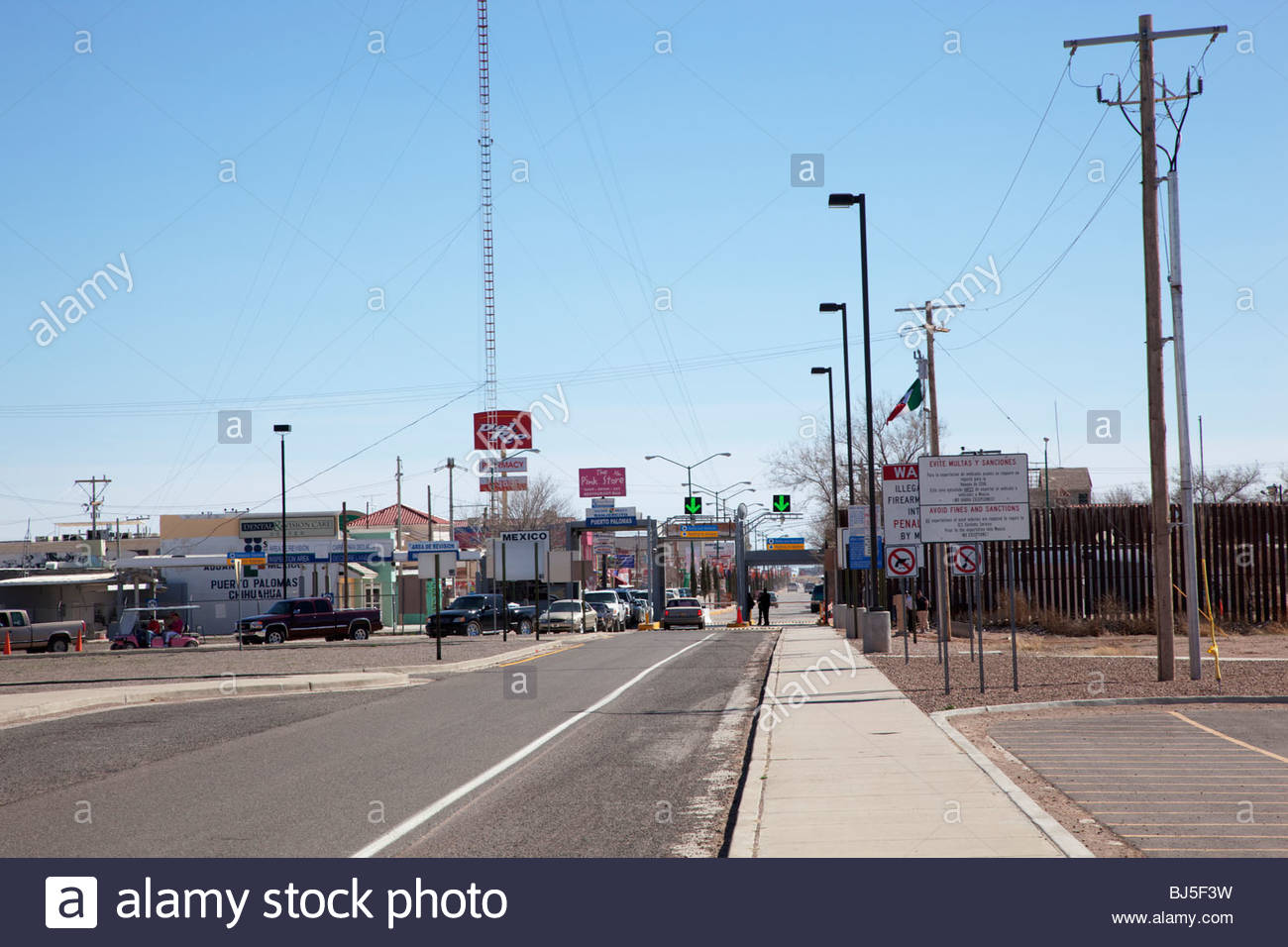 Palomas Mexico Stock Photos & Palomas Mexico Stock Images - Alamy