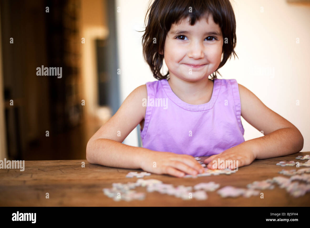 little girl puzzling Stock Photo - Alamy little girl puzzling Stock Photo - Alamy