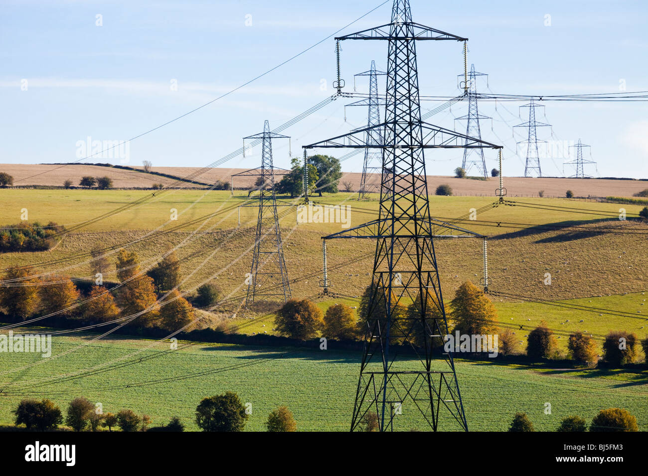 Pylons hi-res stock photography and images - Alamy