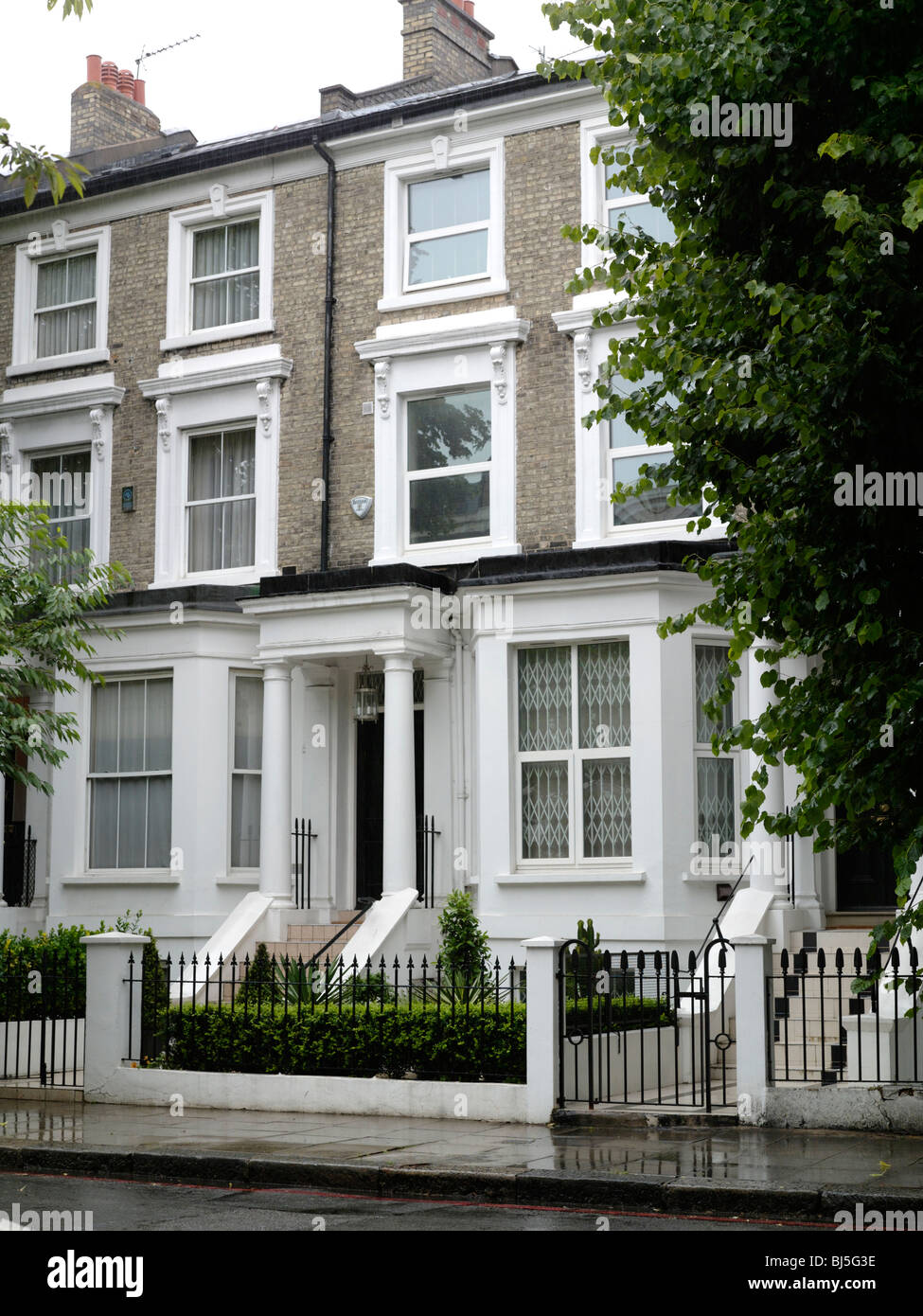 Smart london hi-res stock photography and images - Alamy