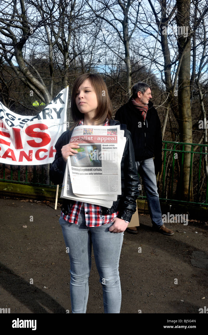 Newspaper seller hi-res stock photography and images - Alamy
