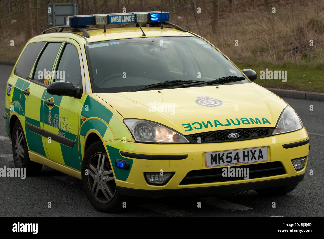 Ambulance Paramedic fast response car Stock Photo - Alamy