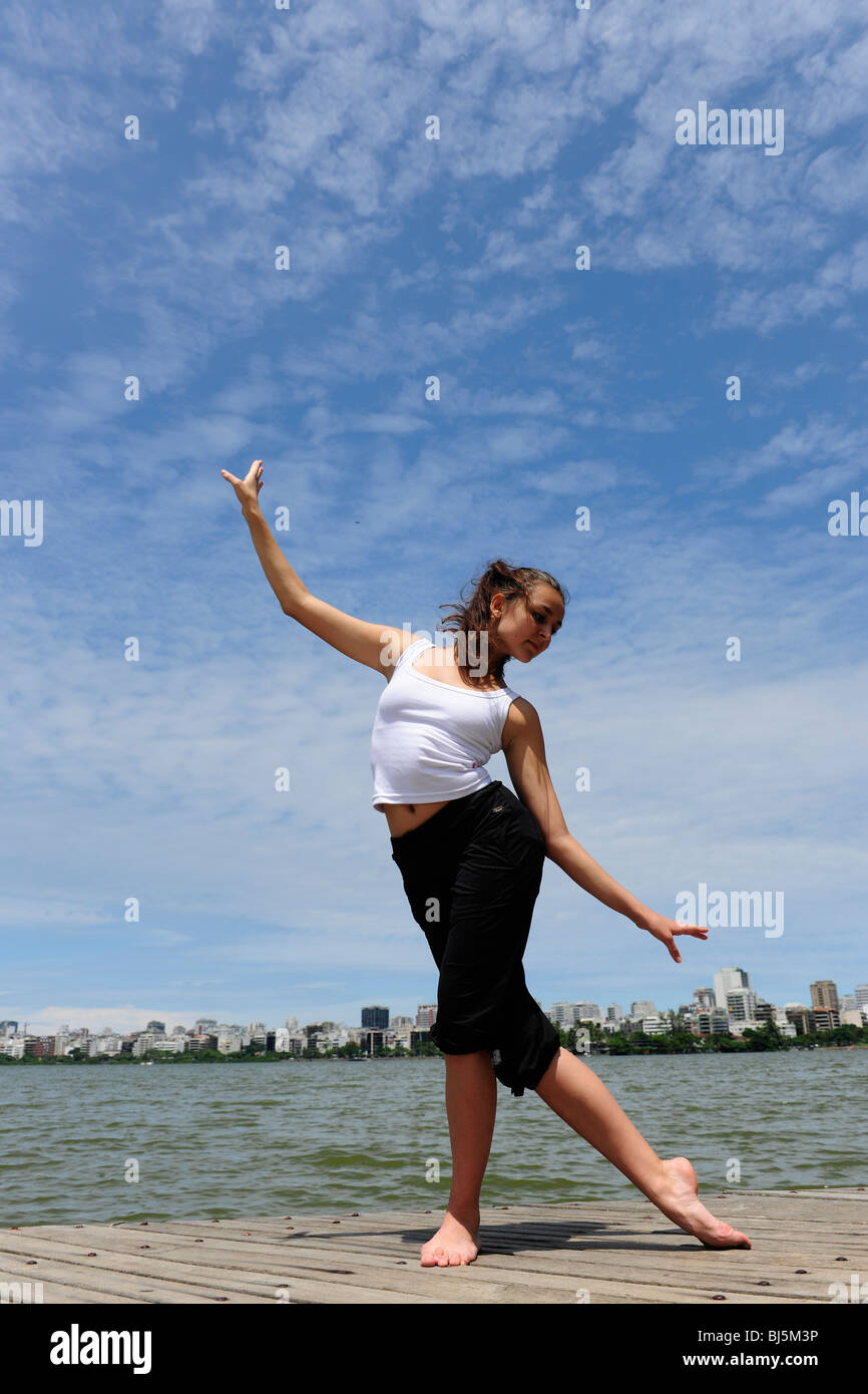 woman dancing ballet outside Stock Photo - Alamy