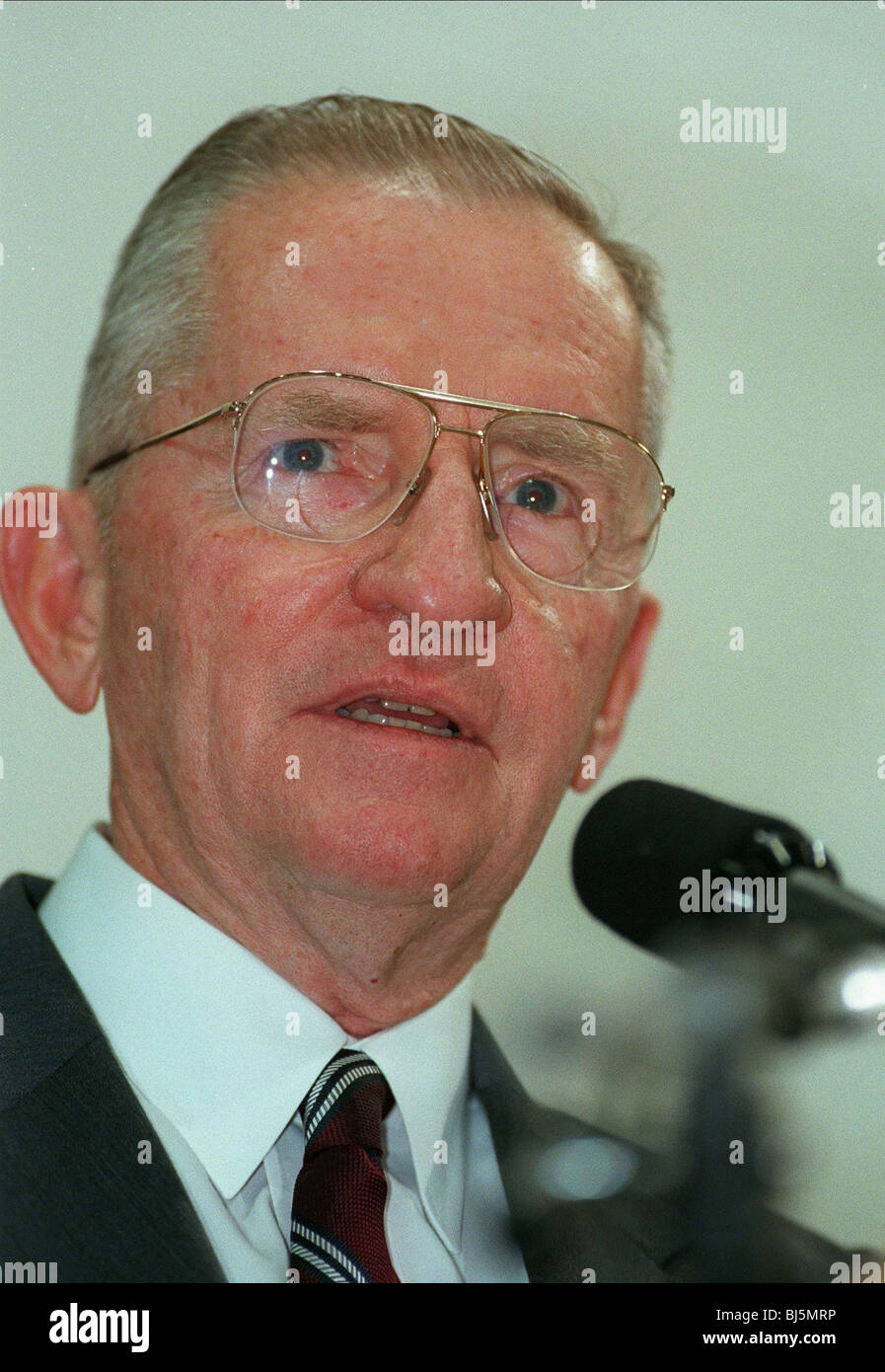 Ross perot hi-res stock photography and images - Alamy