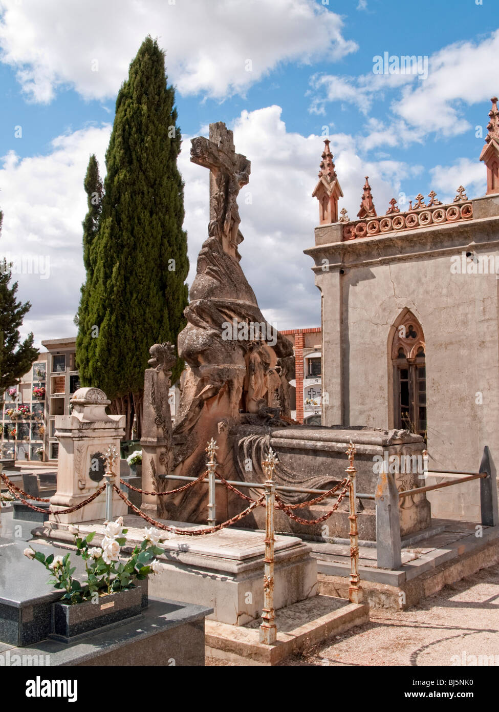 Spain cemetery cementerio hi-res stock photography and images - Alamy