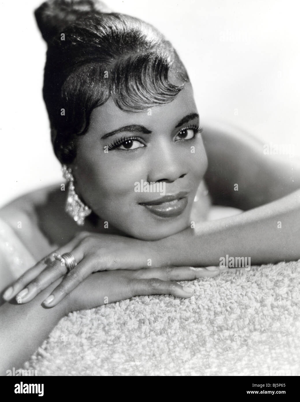 Singer gospel hi-res stock photography and images - Alamy