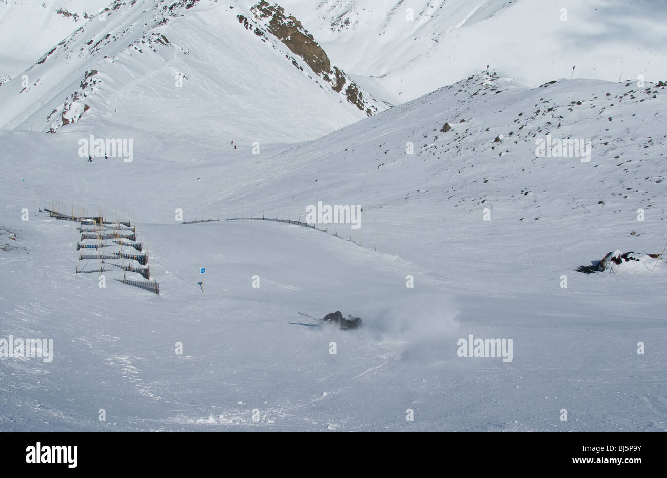 Falling jump hi-res stock photography and images - Alamy