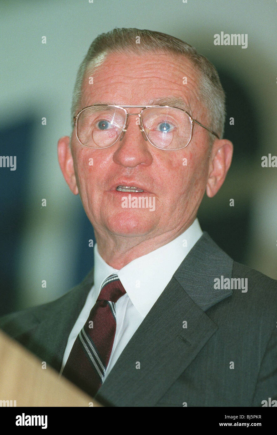 Ross perot hi-res stock photography and images - Alamy