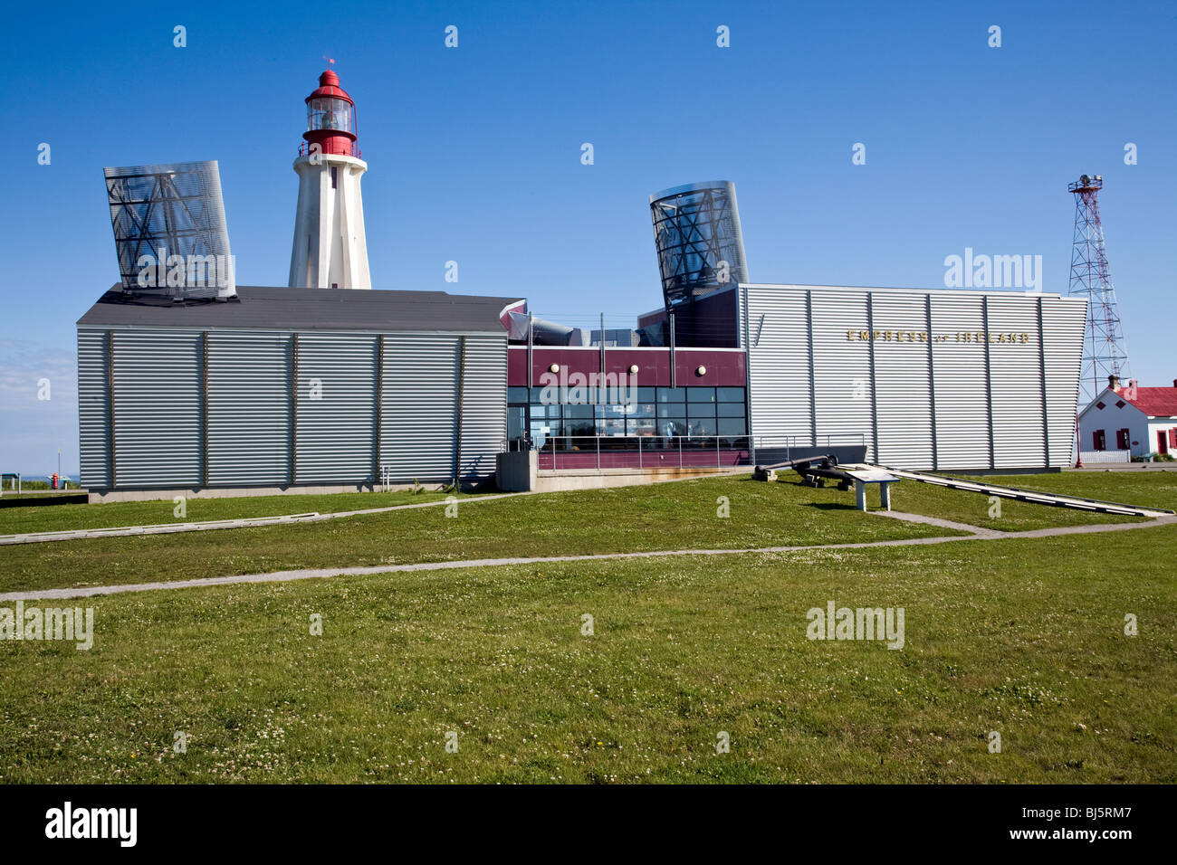 The Musee de la Mer and Pointe-au-Pere Lighthouse National Historic ...
