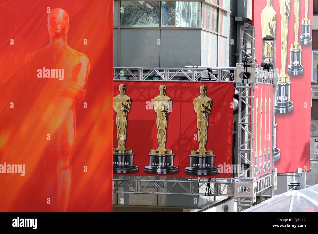 OSCAR ARTWORK 82ND ACADEMY AWARDS RED CARPET GENERAL VIEWS HOLLYWOOD ...