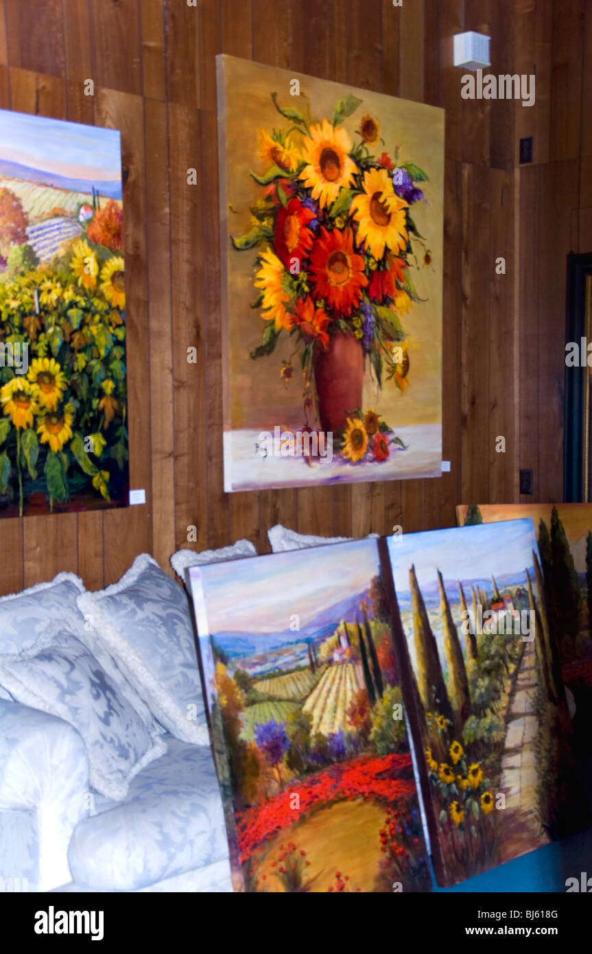 Painting art gallery hi-res stock photography and images - Alamy