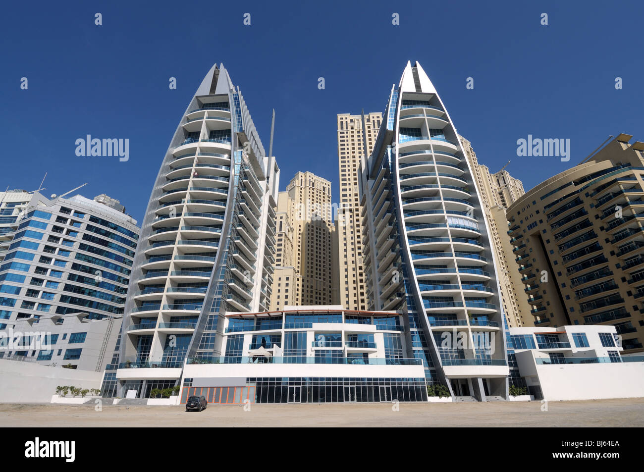 Dubai residencial hi-res stock photography and images - Alamy
