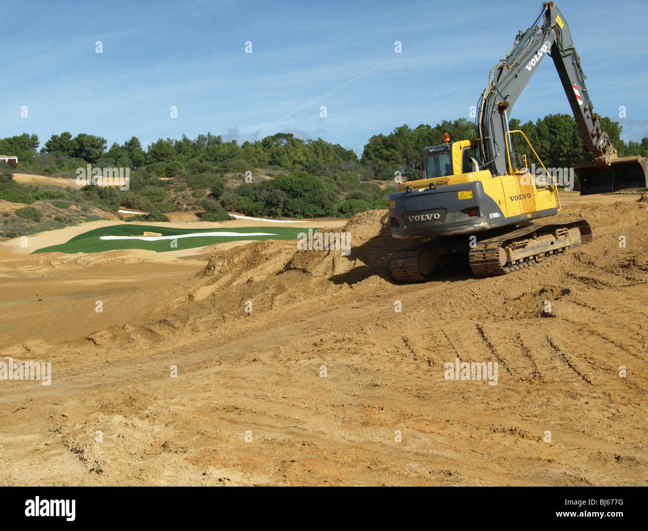 Golf course construction hi-res stock photography and images - Alamy