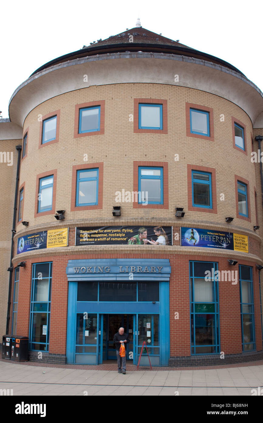 Woking library hi-res stock photography and images - Alamy