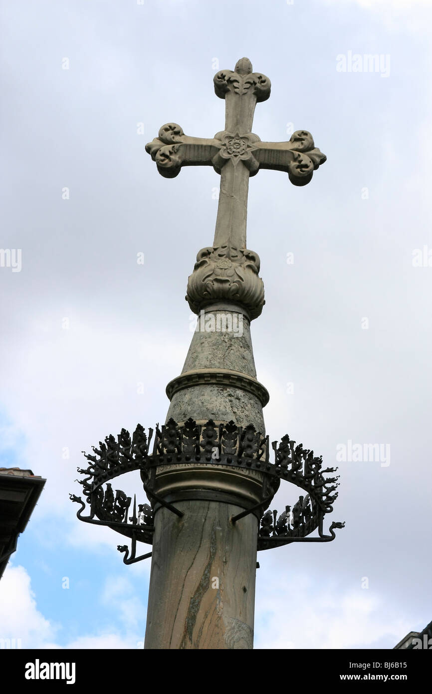 ancient christian cross near cathedral of Santa Maria del Fiore in ...