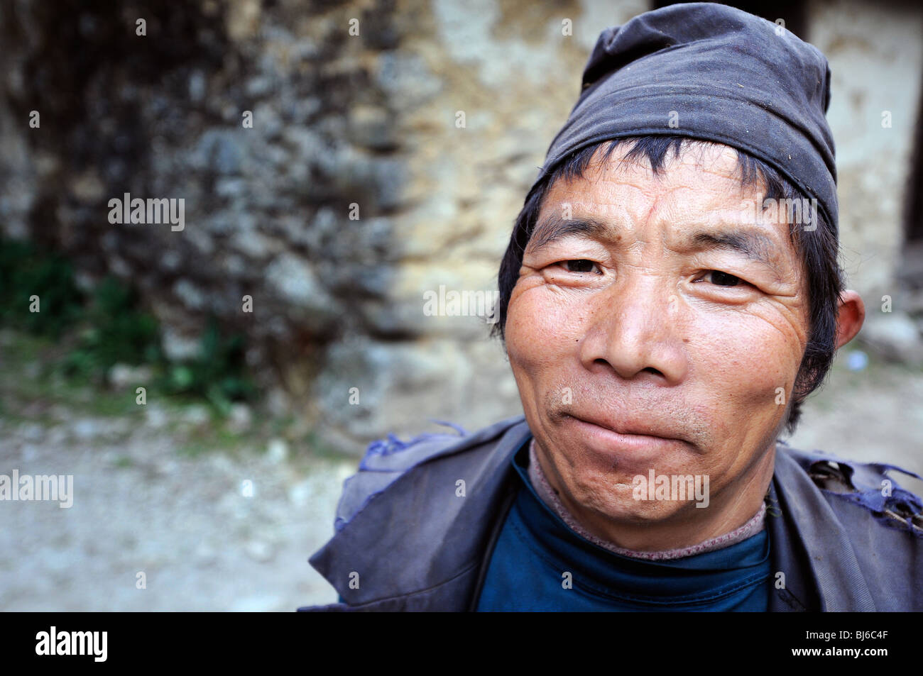 Nepal man hi-res stock photography and images - Alamy