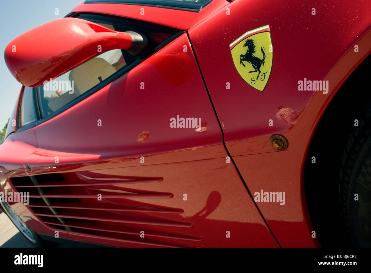 Prancing horse emblem hi-res stock photography and images - Alamy