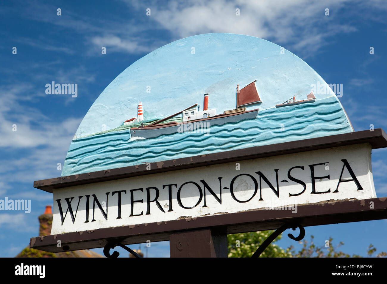 Retirement village sign hi-res stock photography and images - Alamy