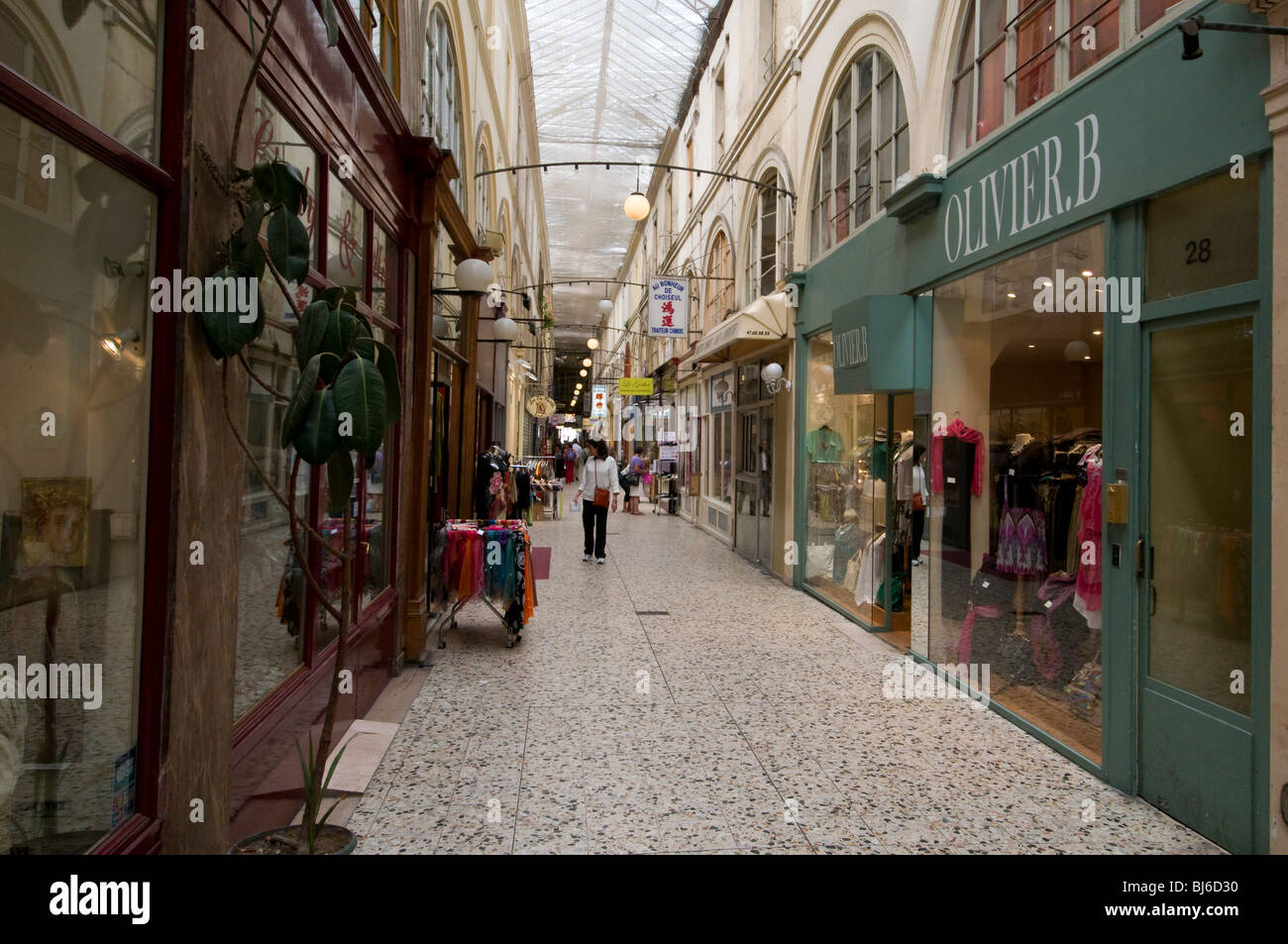 Passage de Choiseul, Paris, France Stock Photo - Alamy