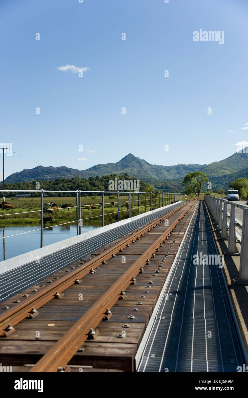 Welsh Highland Railway new bridge and line at Pont Croesor in the ...